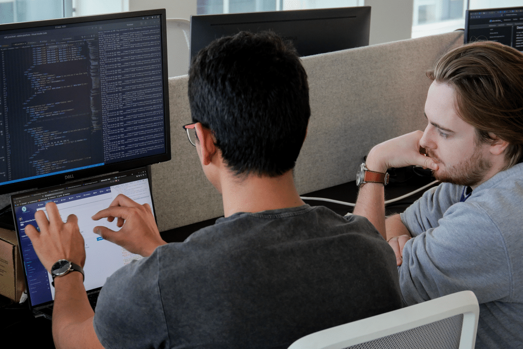 Comment devenir Data Analyst ? Formations, métier, salaire